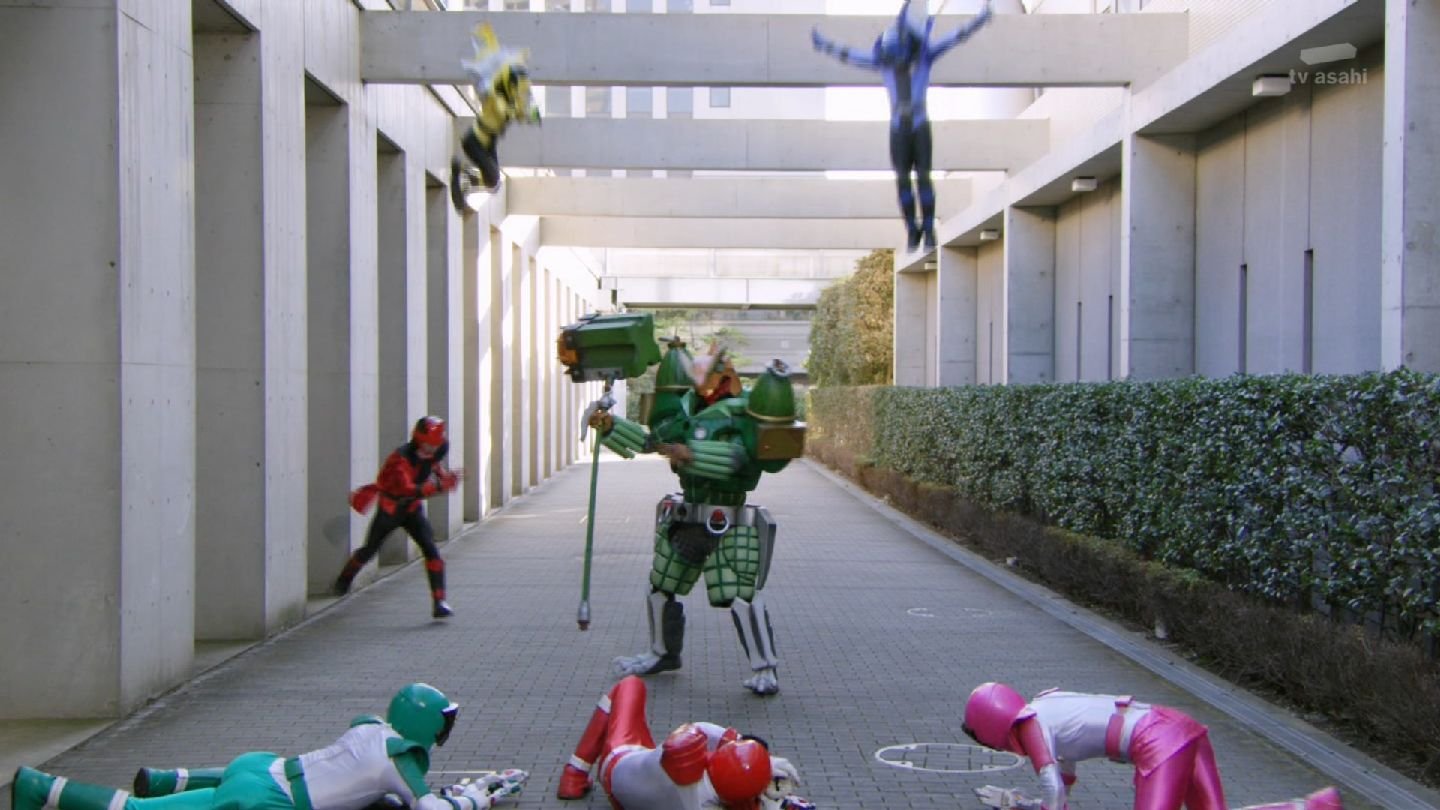 Kaitou Sentai Lupinranger VS Keisatsu Sentai Patranger Episode #42 RAW
