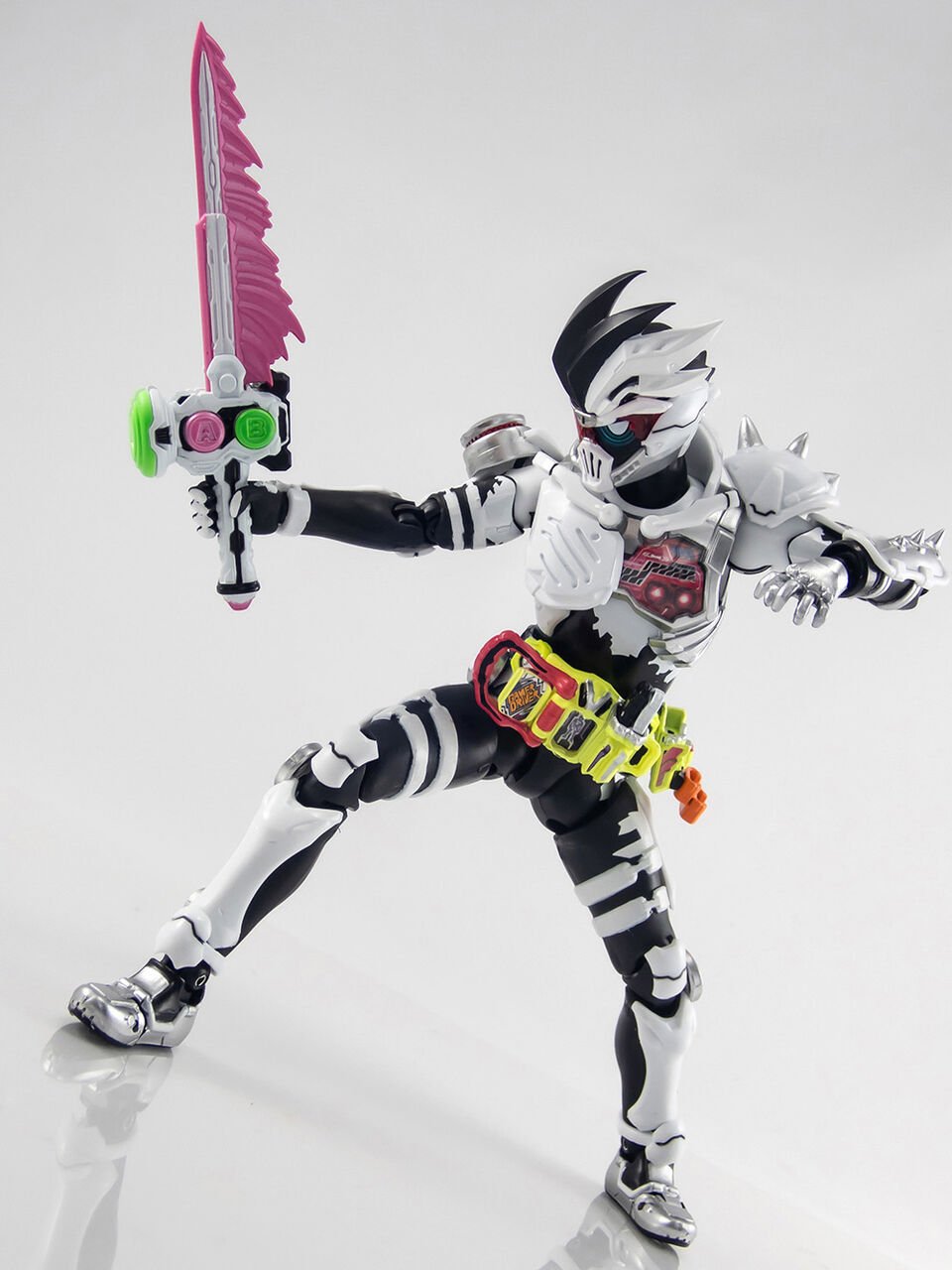 S.H.Figuarts Kamen Rider Gemn Zombie Gamer X-0